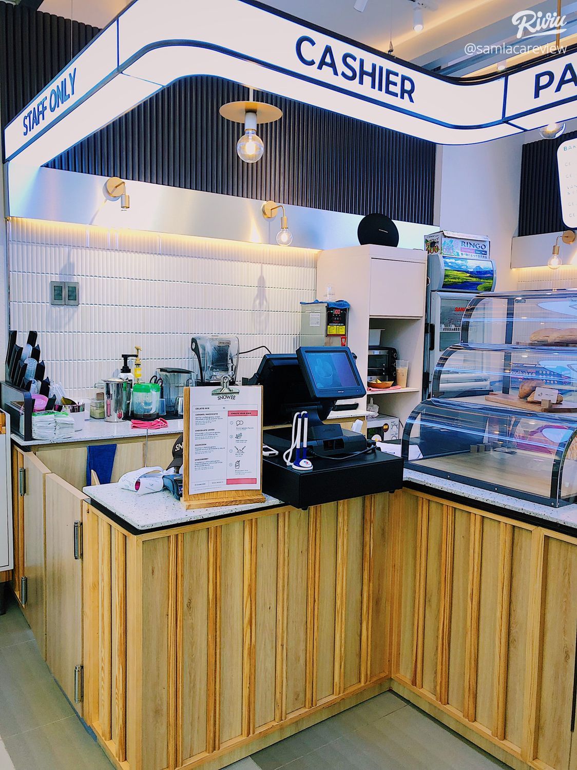 Snowee Store 39 Nguyễn Huệ, Bến Nghé, Quận 1, Hồ Chí Minh, Việt Nam ...