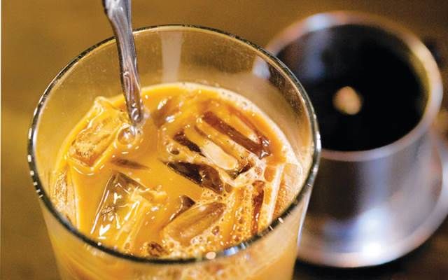 Manor Coffee 300AB Nguyễn Tất Thành, Quận 4, Hồ Chí Minh | riviu.vn