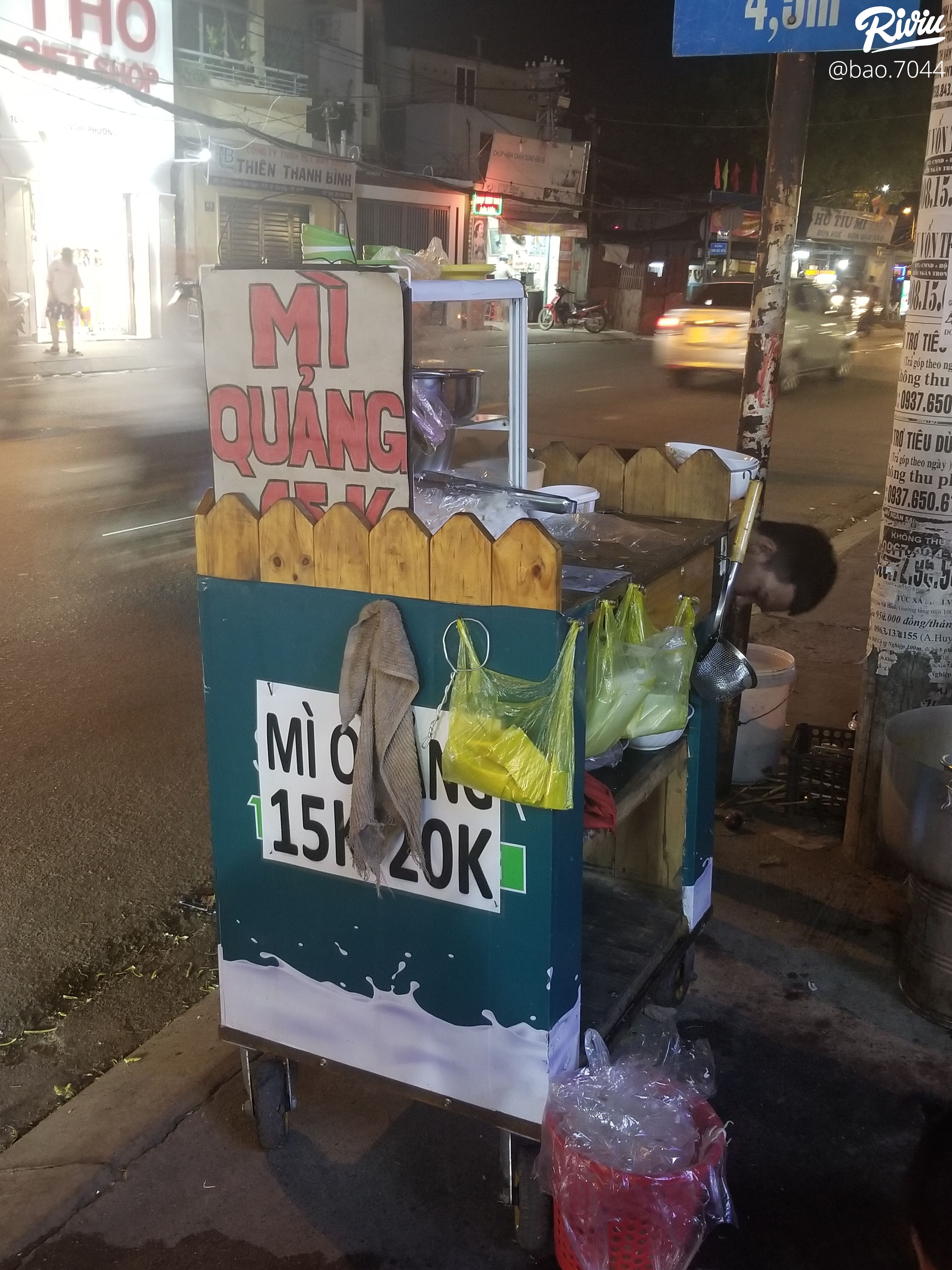 Xe Mì Quảng - Đại học Công Nghiệp HCM 17 Nguyễn Văn Nghi, Phường 04 ...