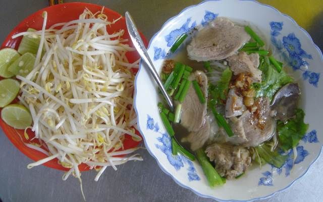 Hủ Tiếu, Bánh Canh, Nui & Bún 347 Tân Kỳ Tân Quý, Quận Tân Phú, Hồ Chí ...