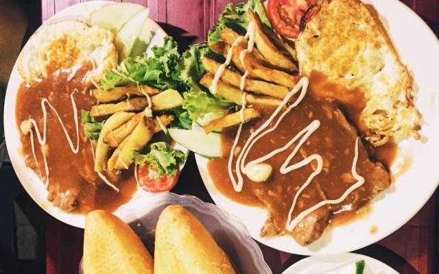 Bánh Mì Bò Bít Tết Nóng 655 Đường 3 Tháng 2, P. 6, Quận 10, Hồ Chí Minh ...