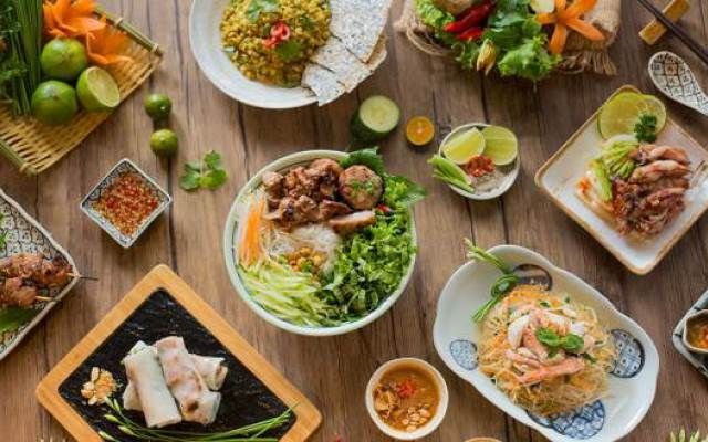 Trống Cơm - Vietnamese Casual Food - Cresent Mall Tầng 5 Cresent Mall ...