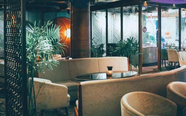 Soho Cafe Lounge Tầng Trệt, 6 Đồng Khởi, P. Bến Nghé, Quận 1, Hồ Chí ...