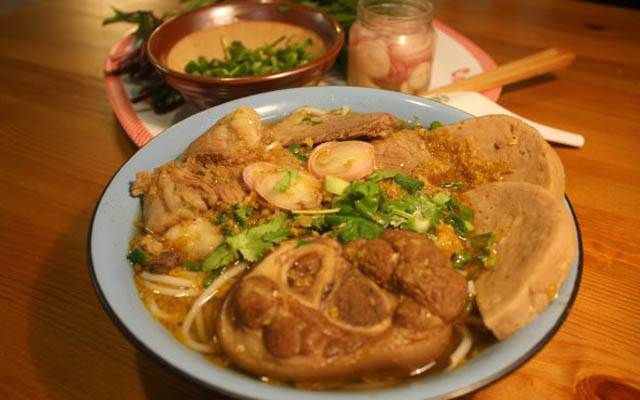 Bún Giò Heo Bảy Mập - Bàu Cát 229 Bàu Cát, P. 12, Quận Tân Bình, Hồ Chí ...