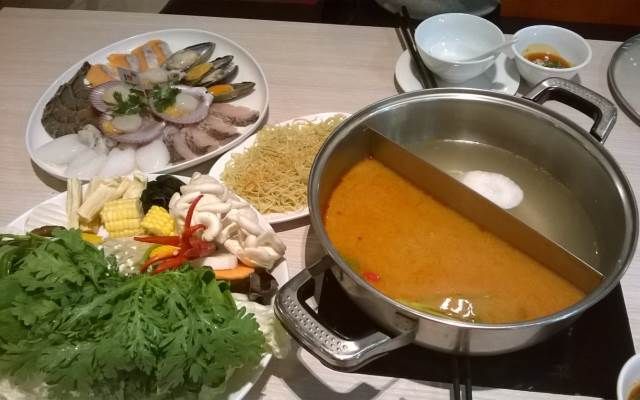 Song Long Restaurant - Ẩm Thực Việt & Thái Biệt Thự D4 KĐT Trung Văn ...