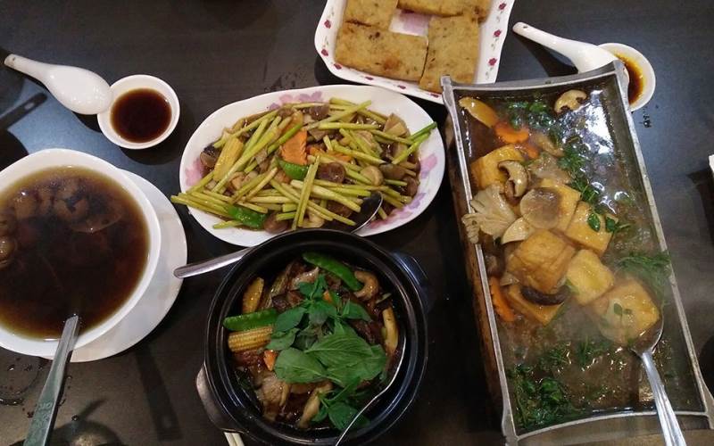 Bửu Lâm - Món Chay 121 - 123 Nguyễn Thị Nhỏ, Quận 1, Hồ Chí Minh | riviu.vn