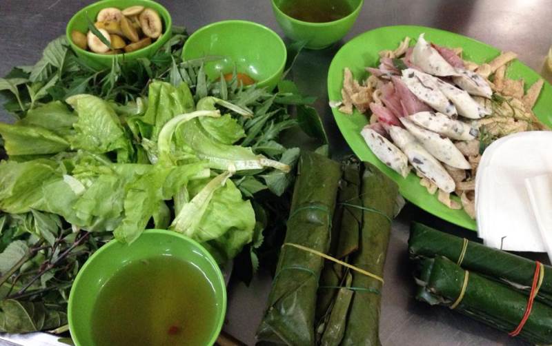 Bà Hồng - Nem Tai, Giò Chả Tầng 2, Quận Cầu Giấy, Hà Nội | riviu.vn